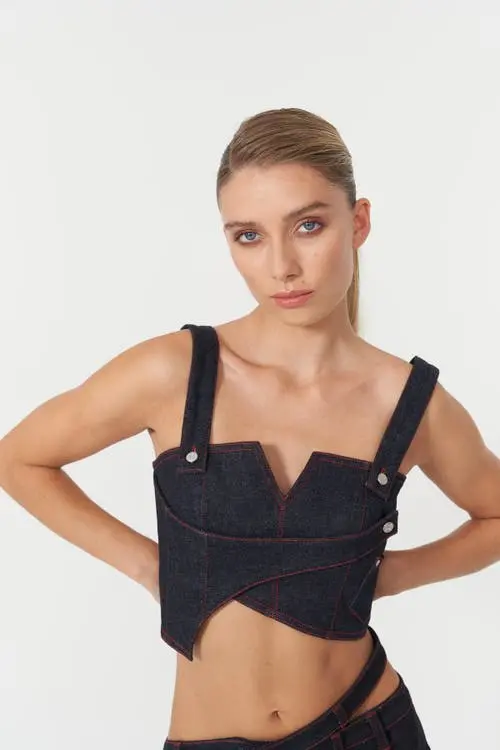 JENDUE Harvey Denim Crop Top
