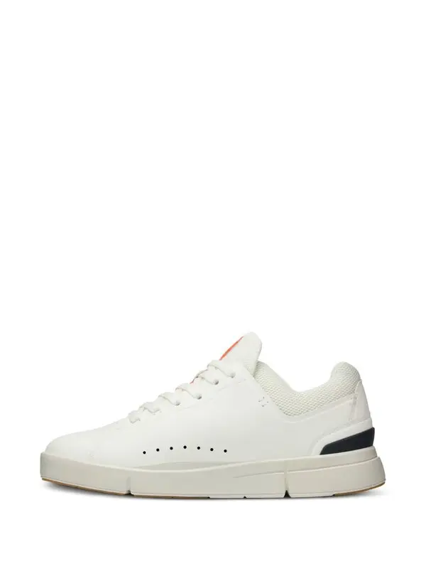 On The Roger Advantege Sneakers