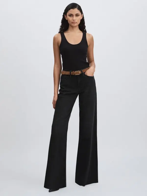 Good American Petite Relaxed Jeans