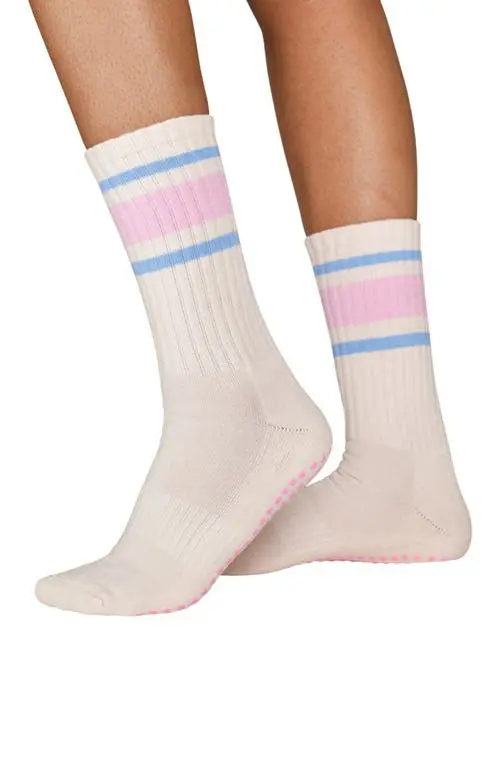 SOULS. Souls Retro Grip Crew Socks - Pink