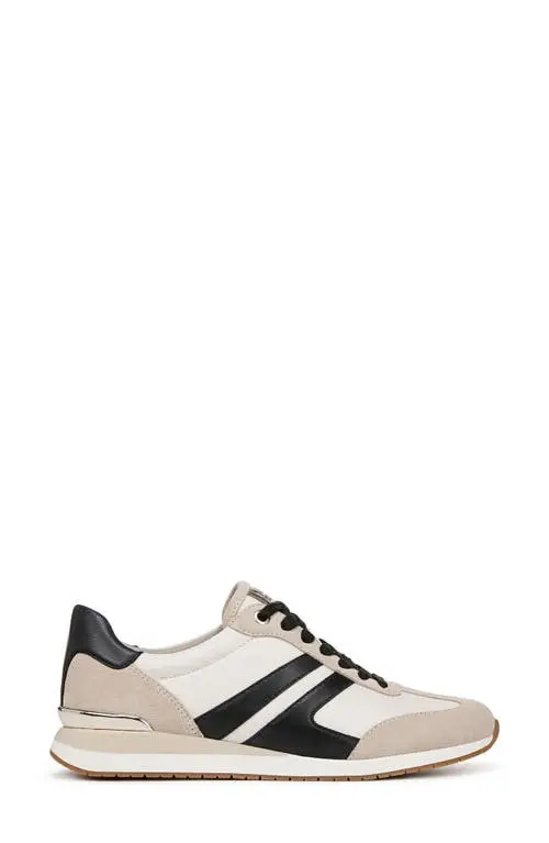 Naturalizer Lorena Lace Up Sneakers - Off White/ Deep Porcelain