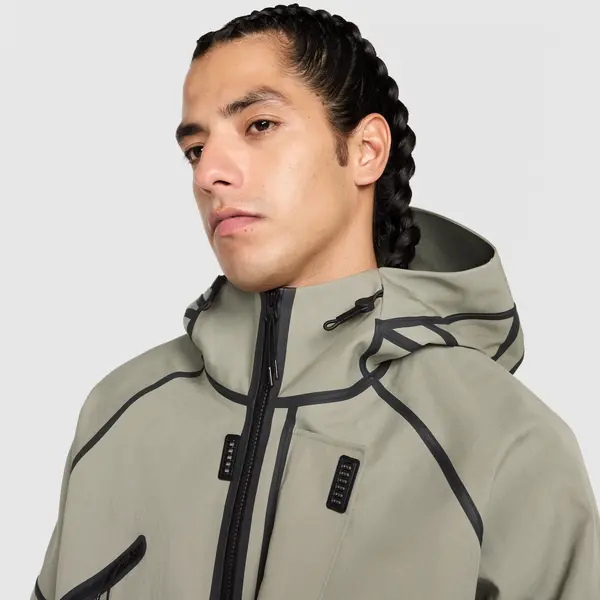 Nike Tech Storm-Fit Hooded Rain Jacket - Green | Editorialist