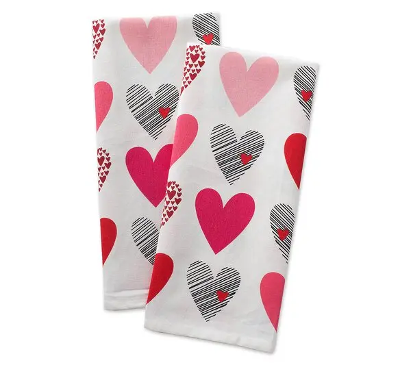 DESIGN IMPORTS Hearts Collage Printed Kitchen T Owels Set Of 2 - One-color
