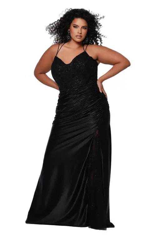 SYDNEY'S CLOSET V-neckline Fitted Gown - Onyx
