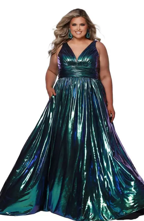 SYDNEY'S CLOSET Bra-friendly A-line Gown