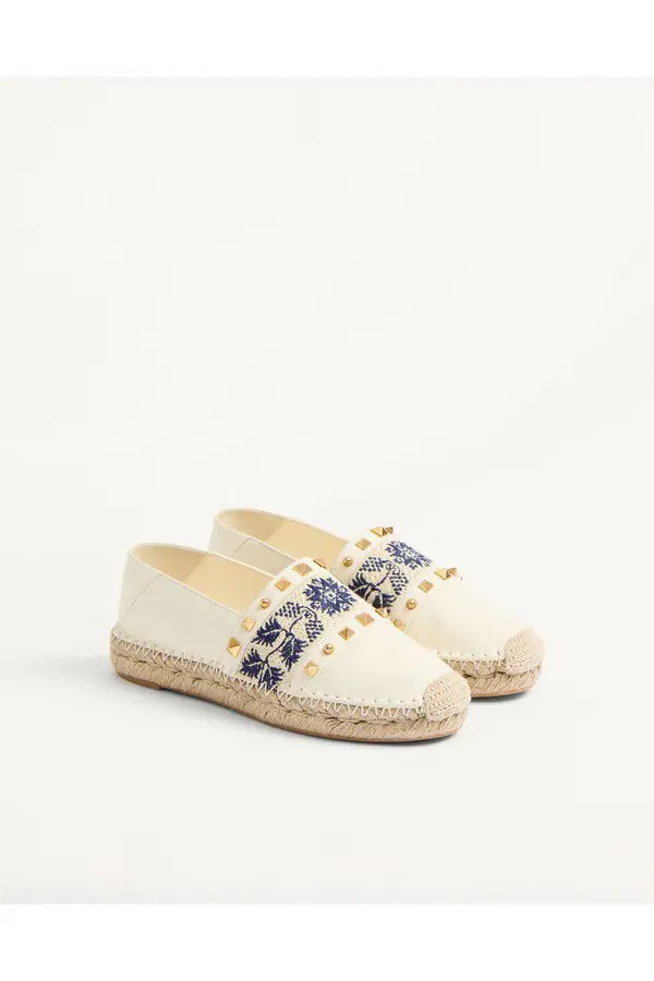 Valentino Garavani Nappa Espadrilles With Embroidery - Blue