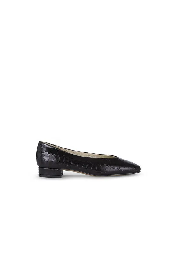 MENINA STEP Leeds Croc Pumps - Black