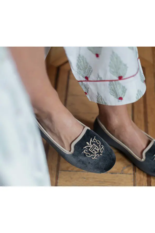 MENINA STEP Royal Dark Slipper - Gray