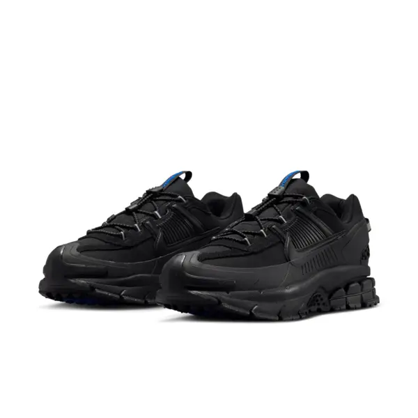 Nike Zoom Vomero Roam Winterized Shoes - Black