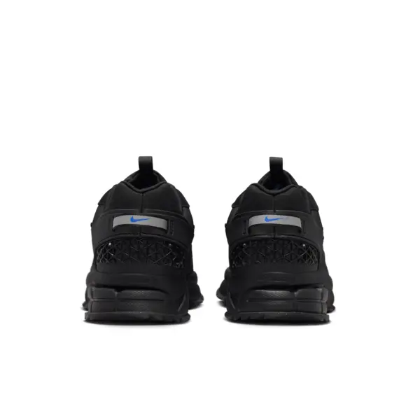Nike Zoom Vomero Roam Winterized Shoes - Black