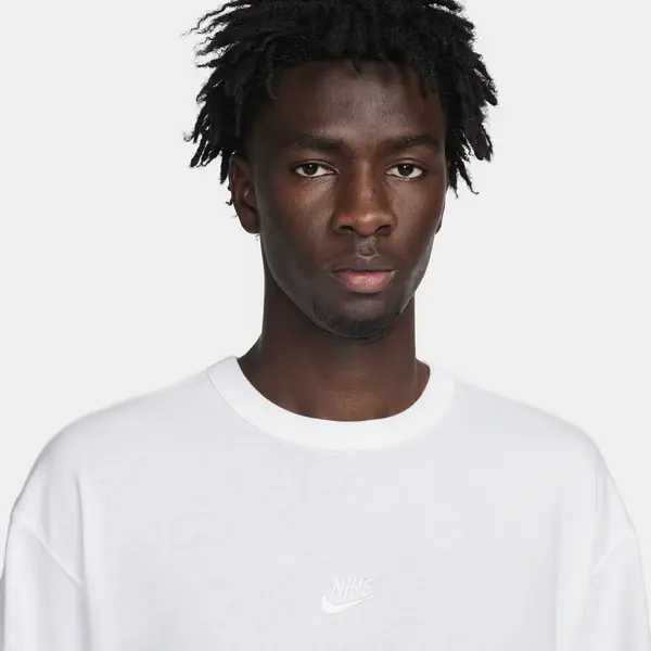 Nike Sportswear Premium Essentials T-shirt - White