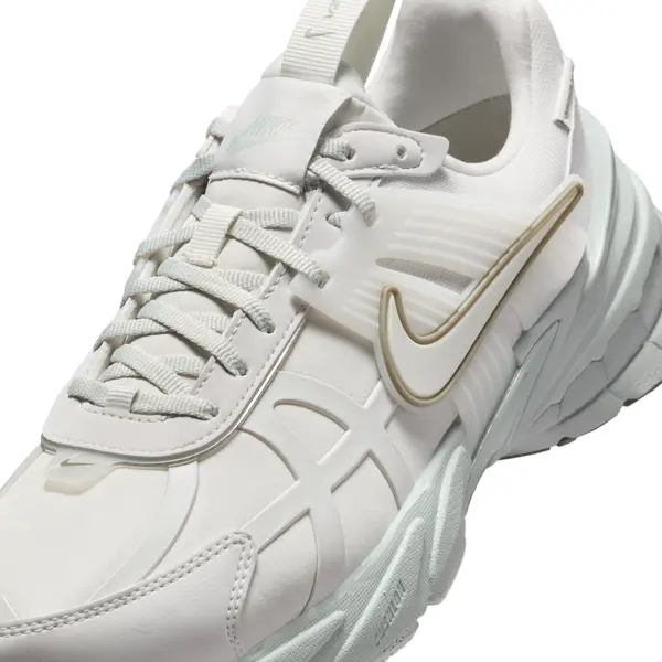 Nike V2k Run Gore-tex Waterproof Sneakers - Grey