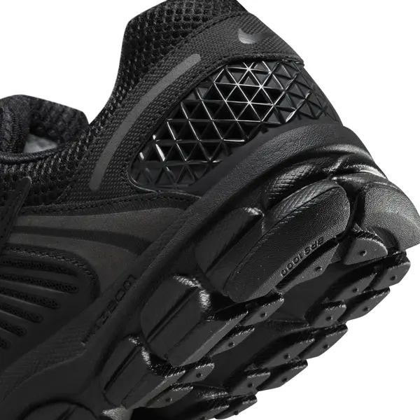 Nike Zoom Vomero Sneakers - Black