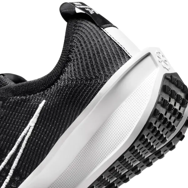 Nike Interact Run Road Running Shoes