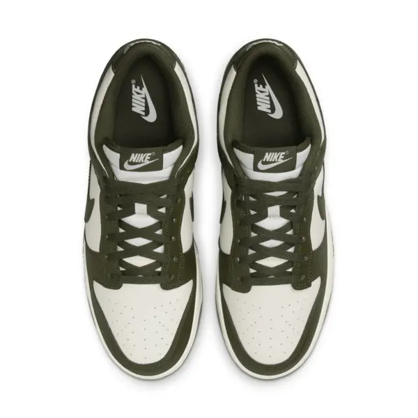 Nike Dunk Low Retro Sneakers