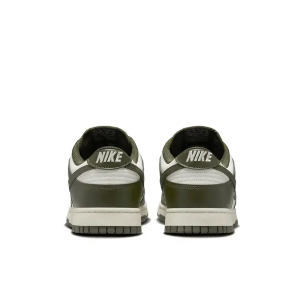 Nike Dunk Low Retro Sneakers
