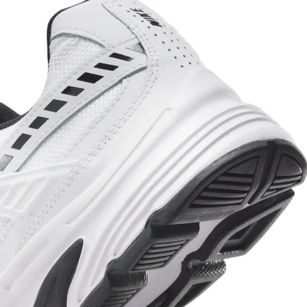 Nike Initiator Shoes