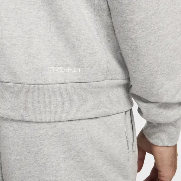 Nike Standard Issue Dri-fit Basketball Crew-neck Sweatshirt - Grey