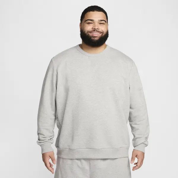 Nike Standard Issue Dri-fit Basketball Crew-neck Sweatshirt - Grey