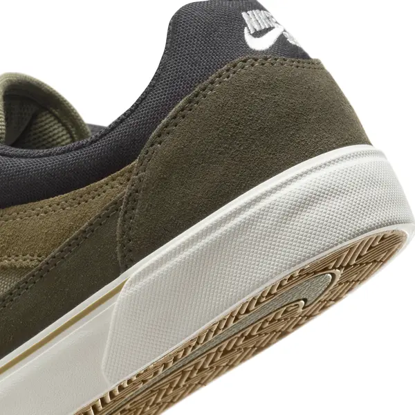 Nike Malor Skate Shoes