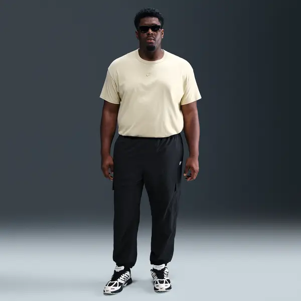 Nike Club Woven Cargo Pants