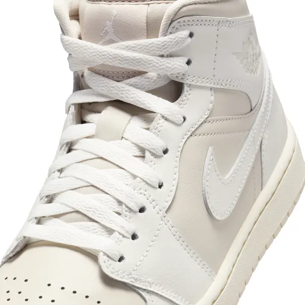 JORDAN Air 1 Mid Shoes