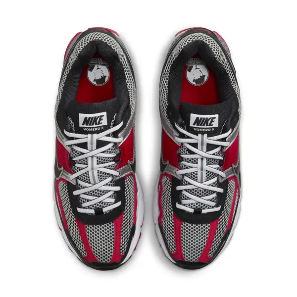 Nike Zoom Vomero Shoes