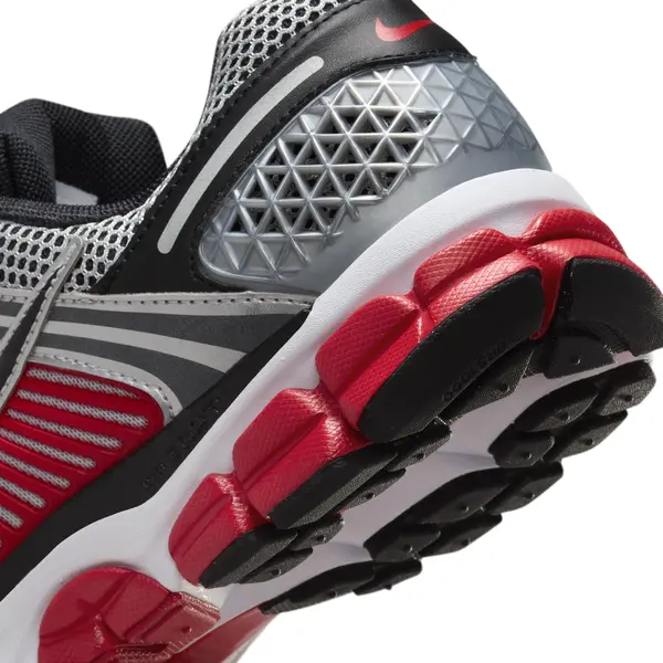 Nike Zoom Vomero Shoes