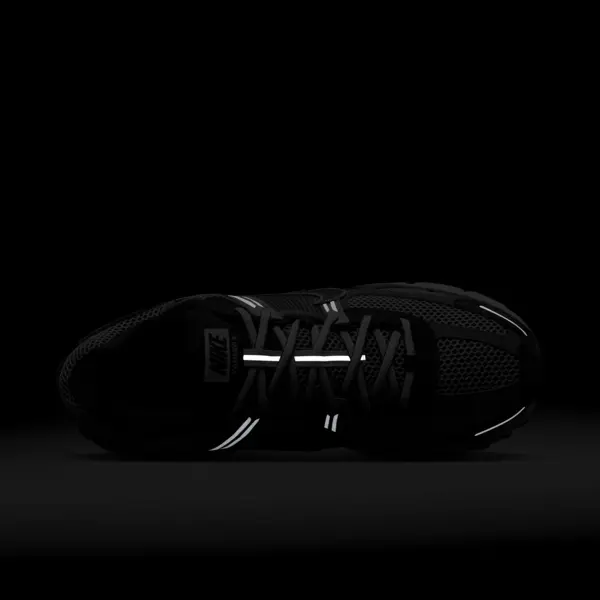 Nike Zoom Vomero Shoes