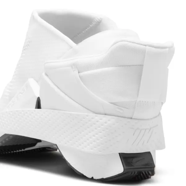 Nike Go Flyease Easy On/off Sneakers