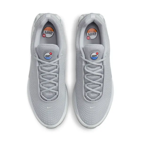 Nike Max Dn Sneakers