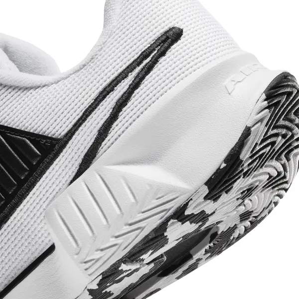 Nike Zoom Challenge Pickleball Shoes