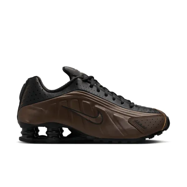 Nike Shox R4 Sneakers - Black