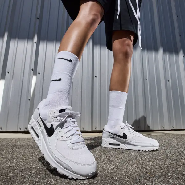Nike Air Max 90 Sneakers - White
