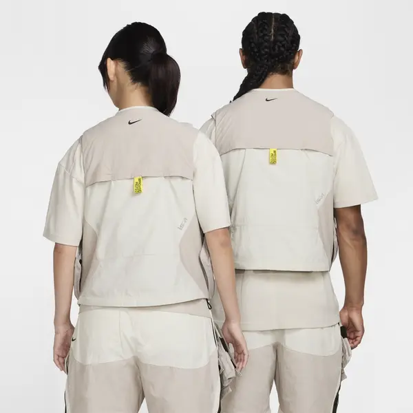 Nike Ispa Mille Vest - Grey | Editorialist