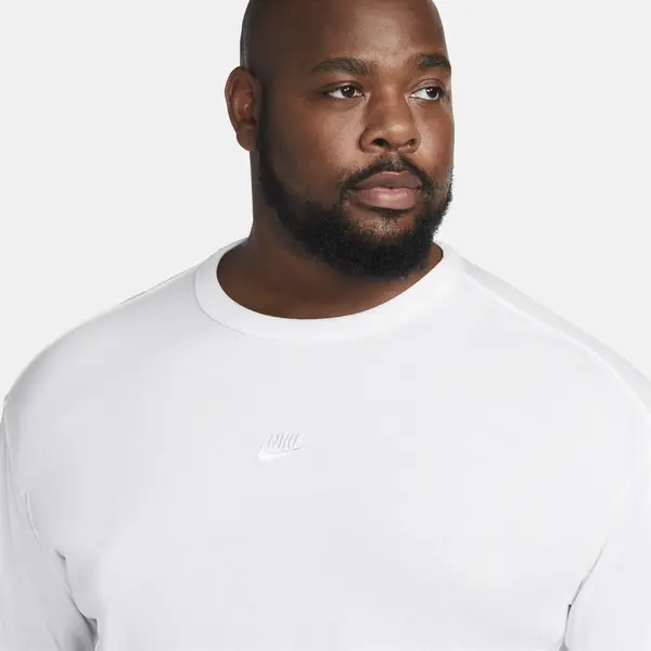 Nike Sportswear Premium Essentials Long-sleeve T-shirt - White