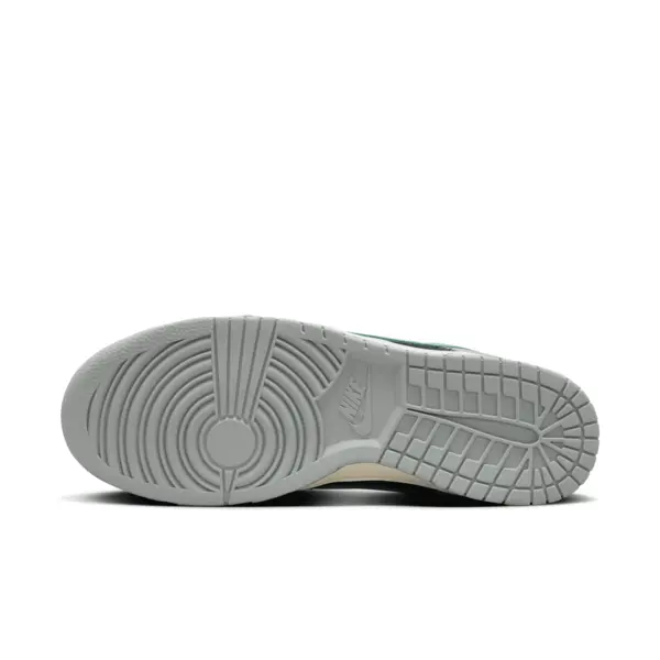 Nike Dunk Low Retro Premium Sneakers