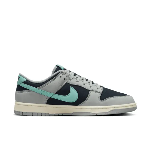 Nike Dunk Low Retro Premium Sneakers