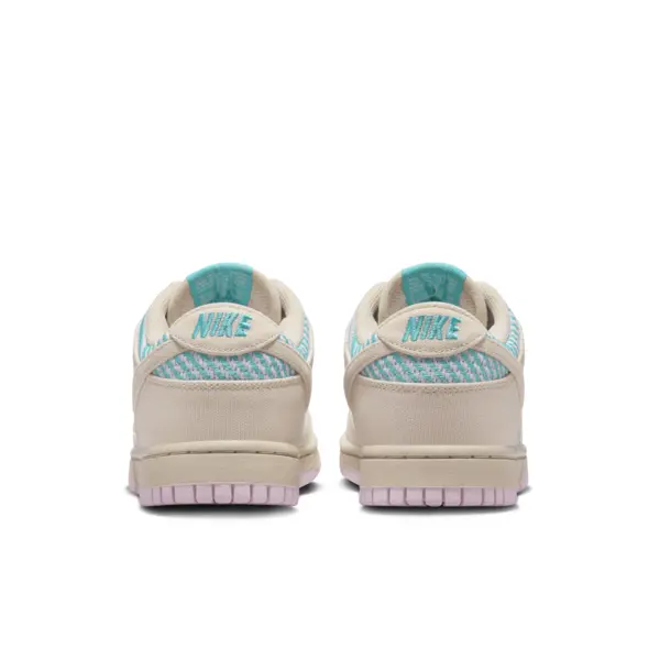 Nike Dunk Low Sneakers