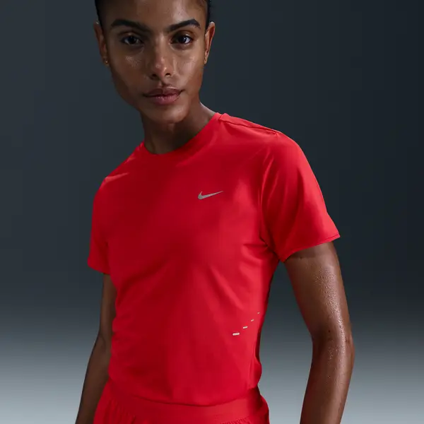 Nike Swift Dri-fit Short-sleeve Running Top - Red