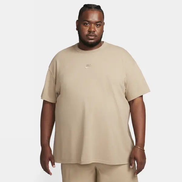 Nike Sportswear Premium Essentials T-shirt - Brown