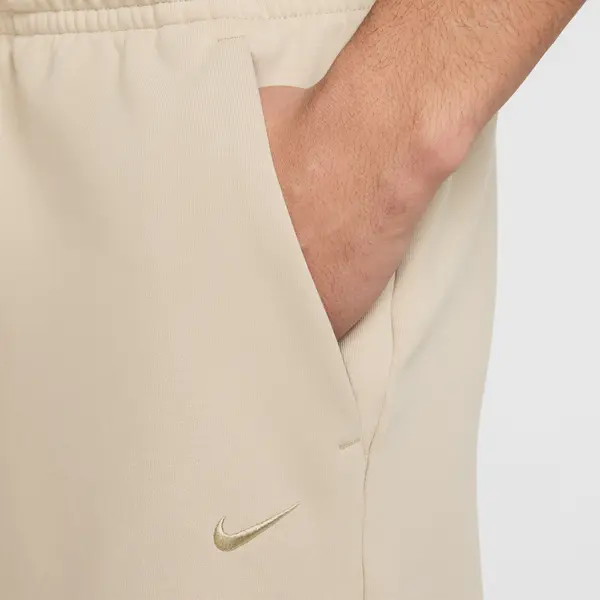 Nike Primary Fleece 7" Dri-fit Unlined Performance Shorts - Brown