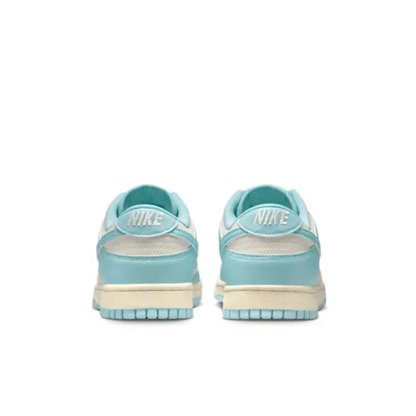 Nike Dunk Low Retro Low Top Sneakers