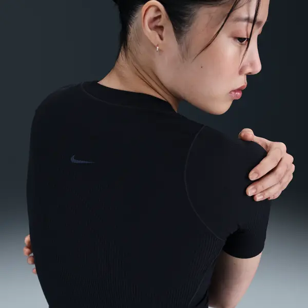 Nike Zenvy Rib Dri-fit Short-sleeve Top - Black