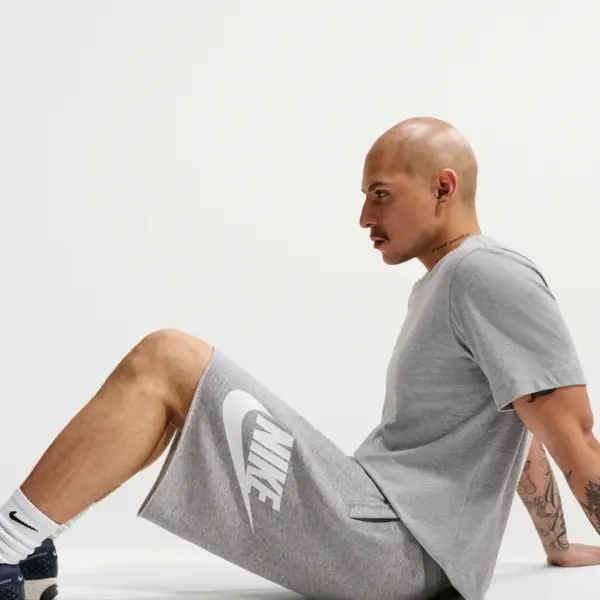Nike Club Alumni French Terry Shorts
