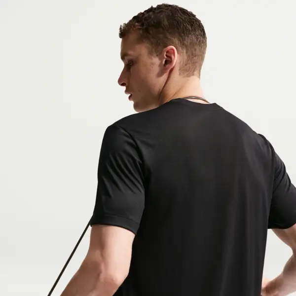 Nike Dri-fit Legend Fitness T-shirt - Black