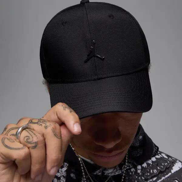 JORDAN Rise Structured Metal Jumpman Hat - Black