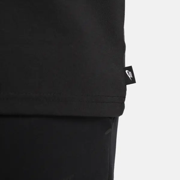 Nike Sportswear Premium Essentials T-shirt - Black