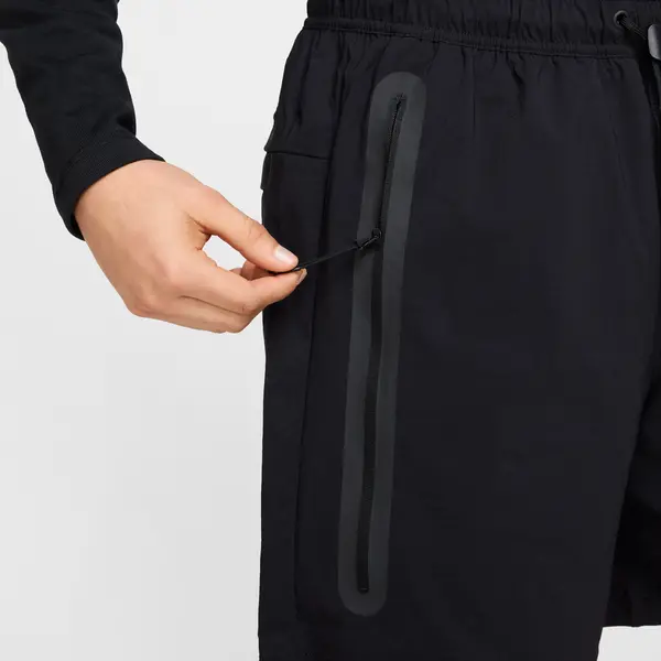 Nike Tech Woven Shorts - Black