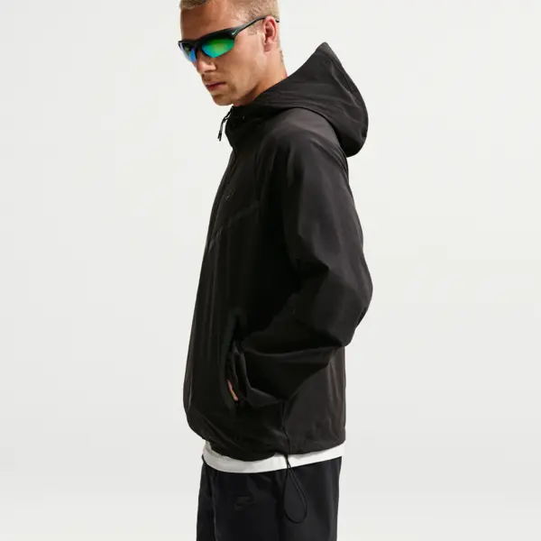 Nike Tech Woven Shorts - Black